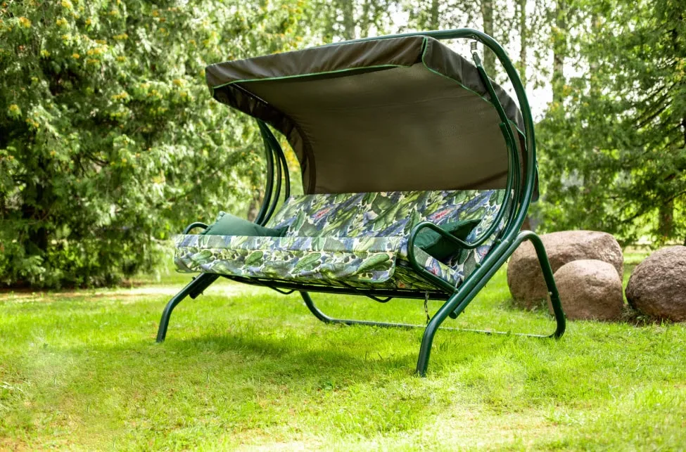 Как выбрать диван-качели для дачи: примеры на 100 фото – «StroyLab» – портал о строительстве и ...