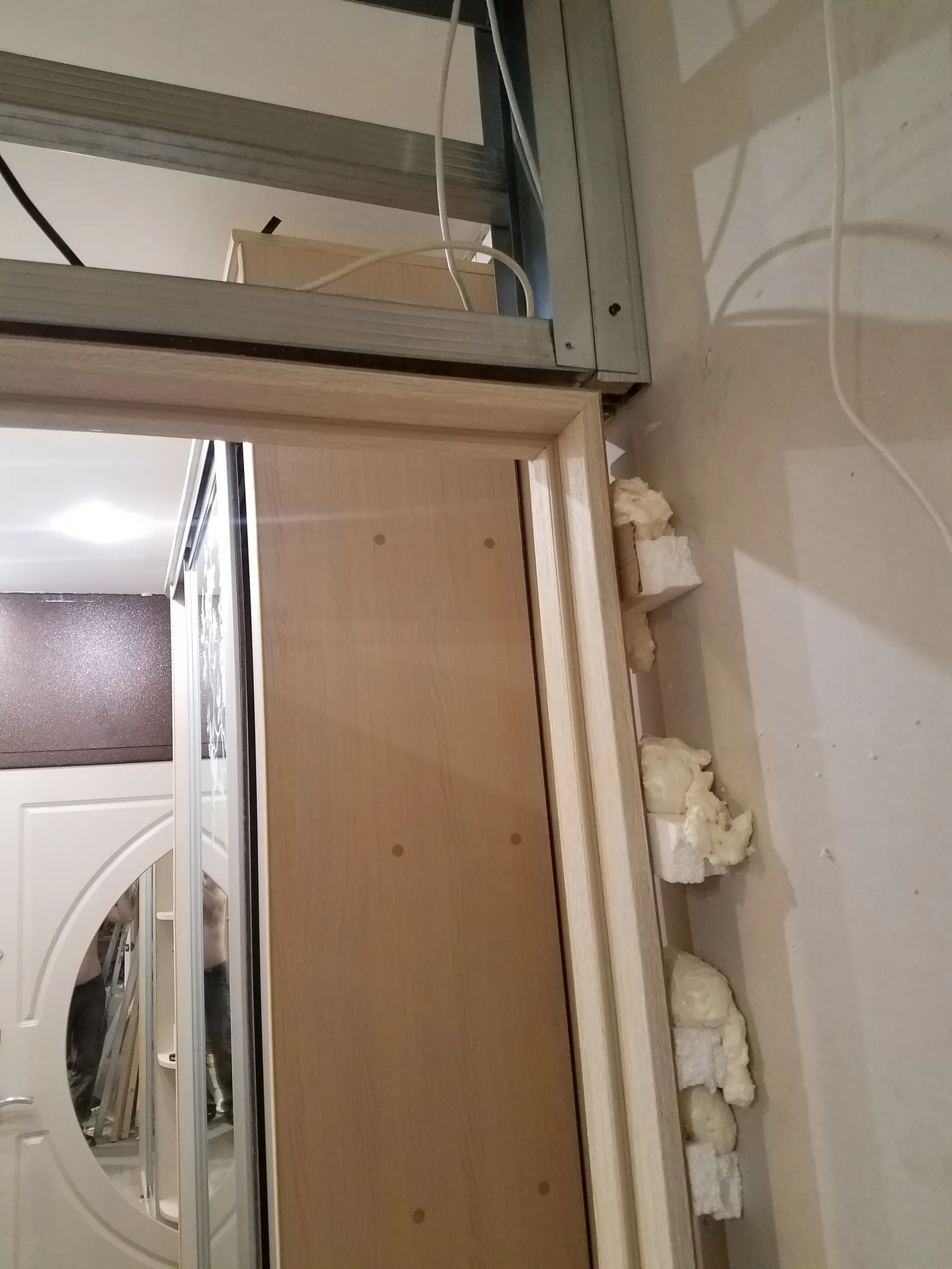 Ремонт коридора в хрущевке своими руками – беловая отделка, электрика и сантехника (часть 12 ...