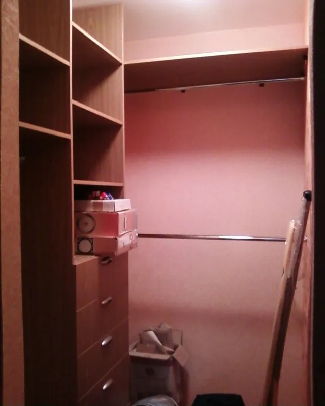 Узкая кладовка в квартире: 75 фото вариантов организации пространства – «StroyLab» – портал о ...